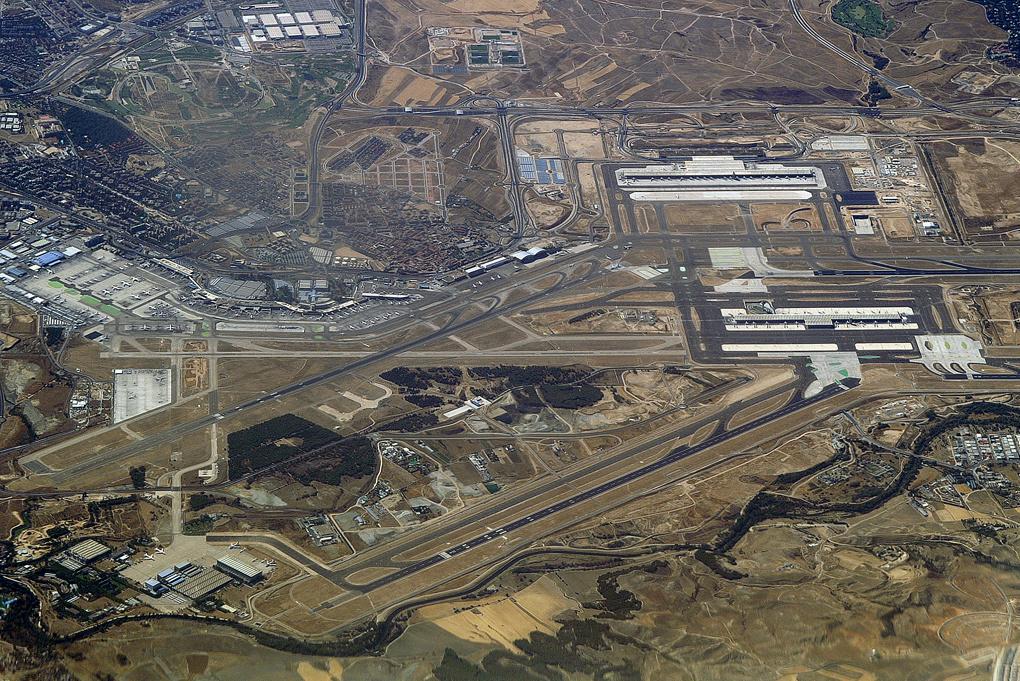 Adolfo Suárez Madrid–Barajas Airport (MAD) - The busiest airport in ...