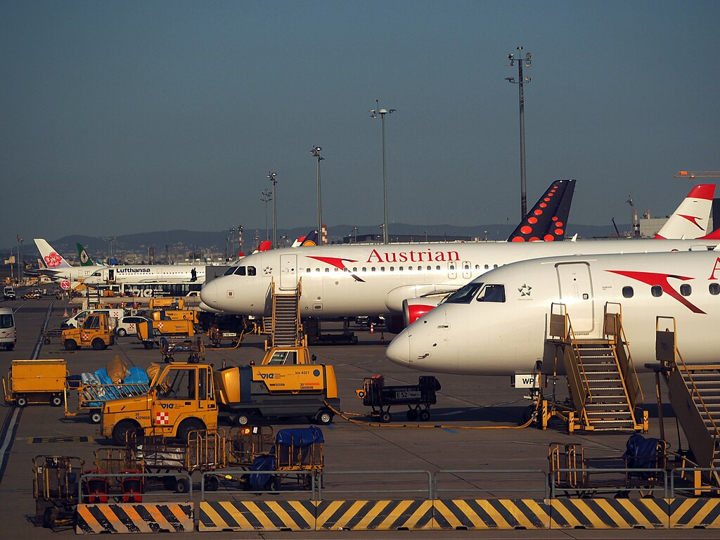 Vienna International Airport (VIE) - One of Europe's 20 busiest ...