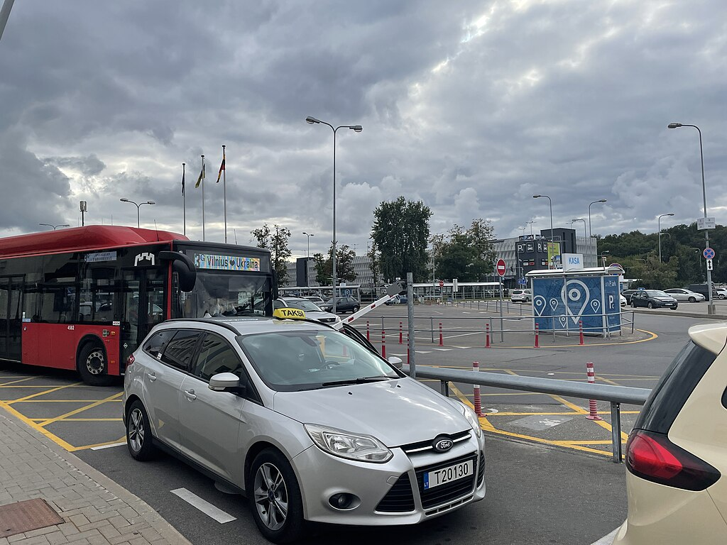Vilnius Airport (VNO) - the second busiest airport in the Baltics ...